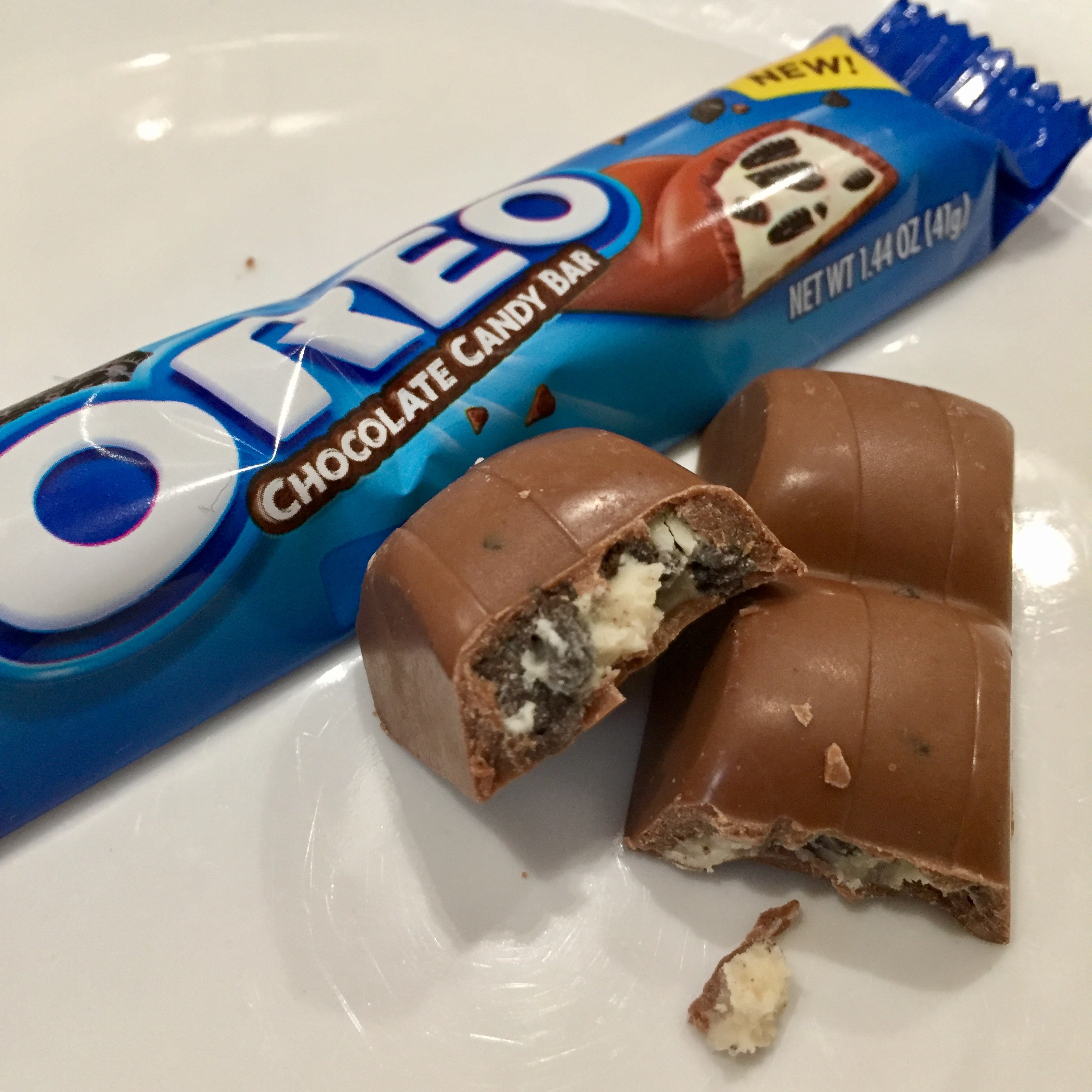 REVIEW: Milka Oreo Chocolate Candy Bar | Sean's Skillet