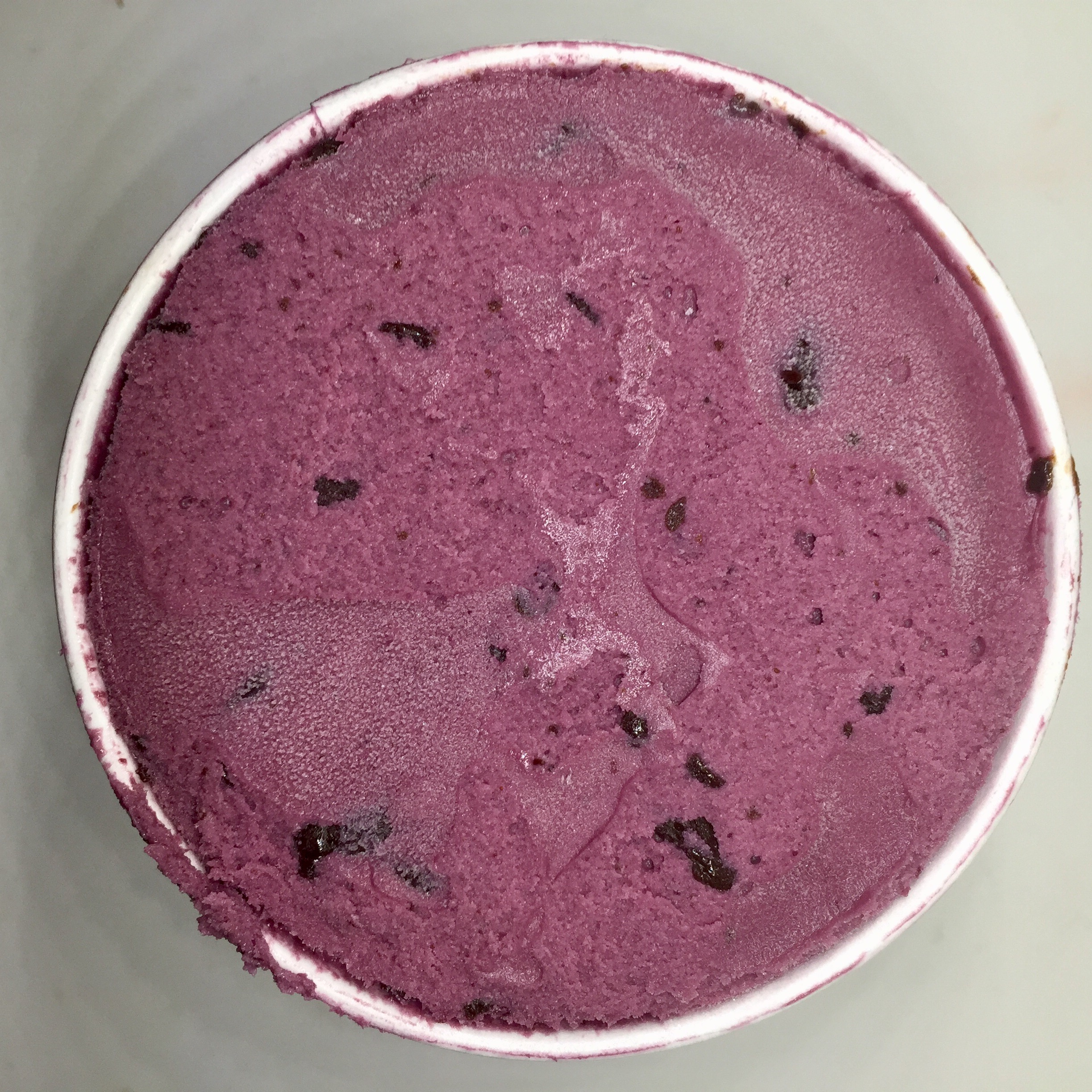 REVIEW: Graeter’s Black Raspberry Chocolate Chip | Sean's Skillet